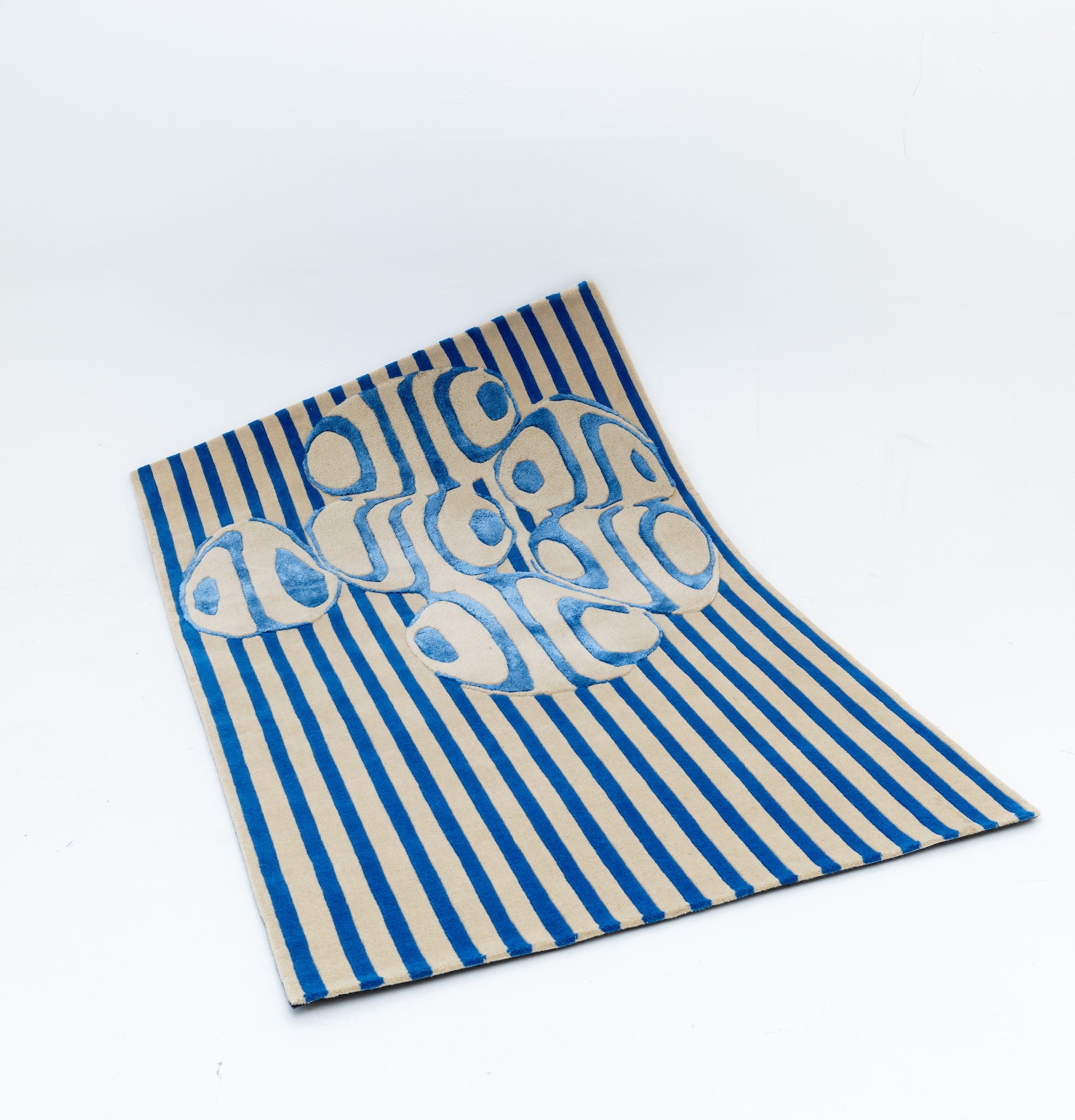 Rugs 1.0 – Blob Club